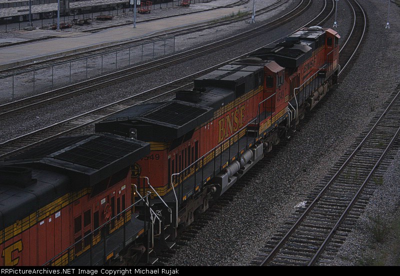 BNSF 4549